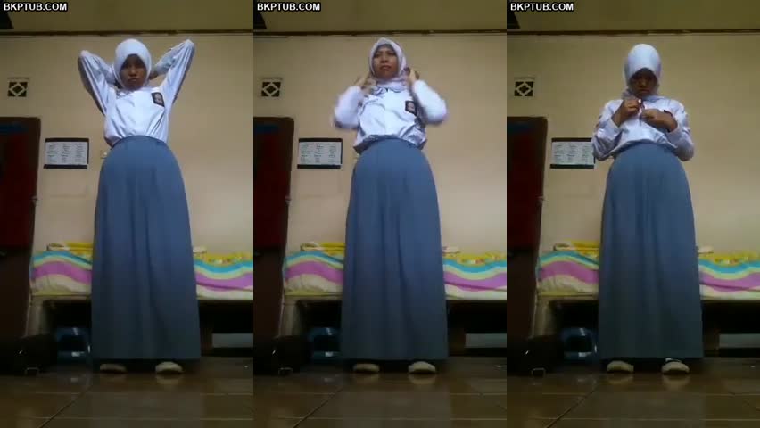 Bokep Anak SMA Pamer Pulang Sekolah - DuniaBokep